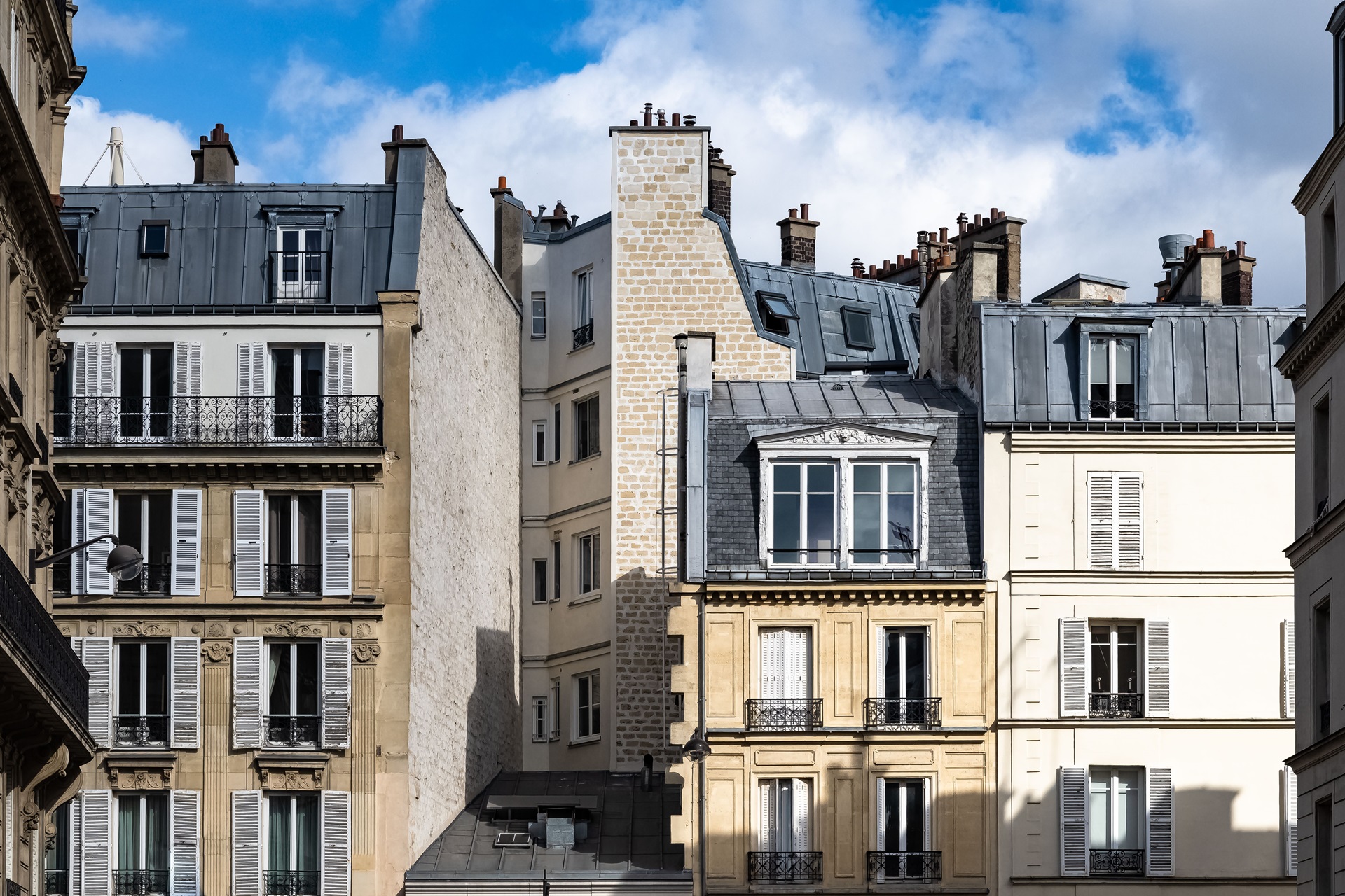 Preserving Historical Charm in French Renovations